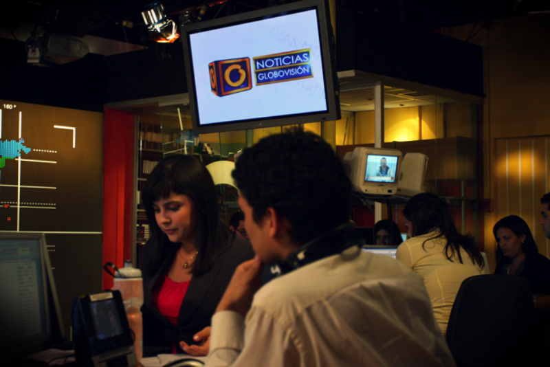 Cómo restablecer la señal de Globovision en Directv - Notilogía