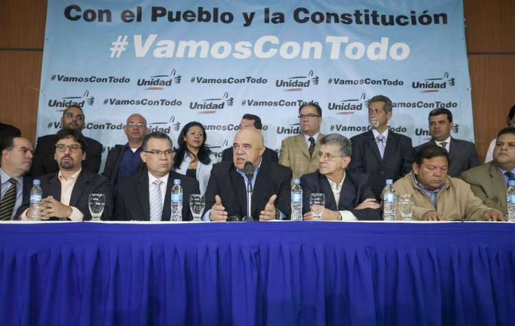 ¿Qué nos ha hecho la MUD? - Marta Colomina - Notilogía